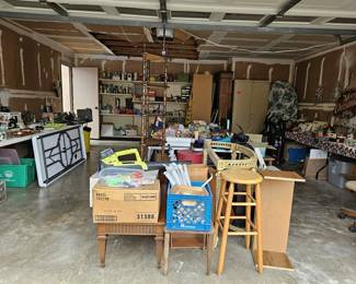 Jbsa Randolph, TX Estate Sales around 78150
