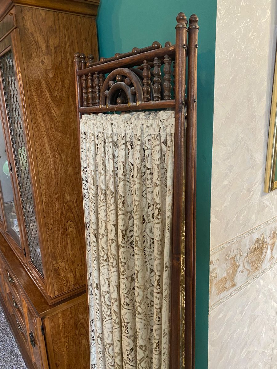Estate Sale with lots of home furnishings starts on 2/16/2024