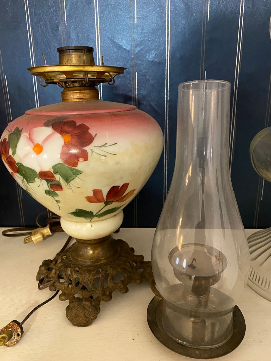 Estate Sale with lots of home furnishings starts on 2/16/2024