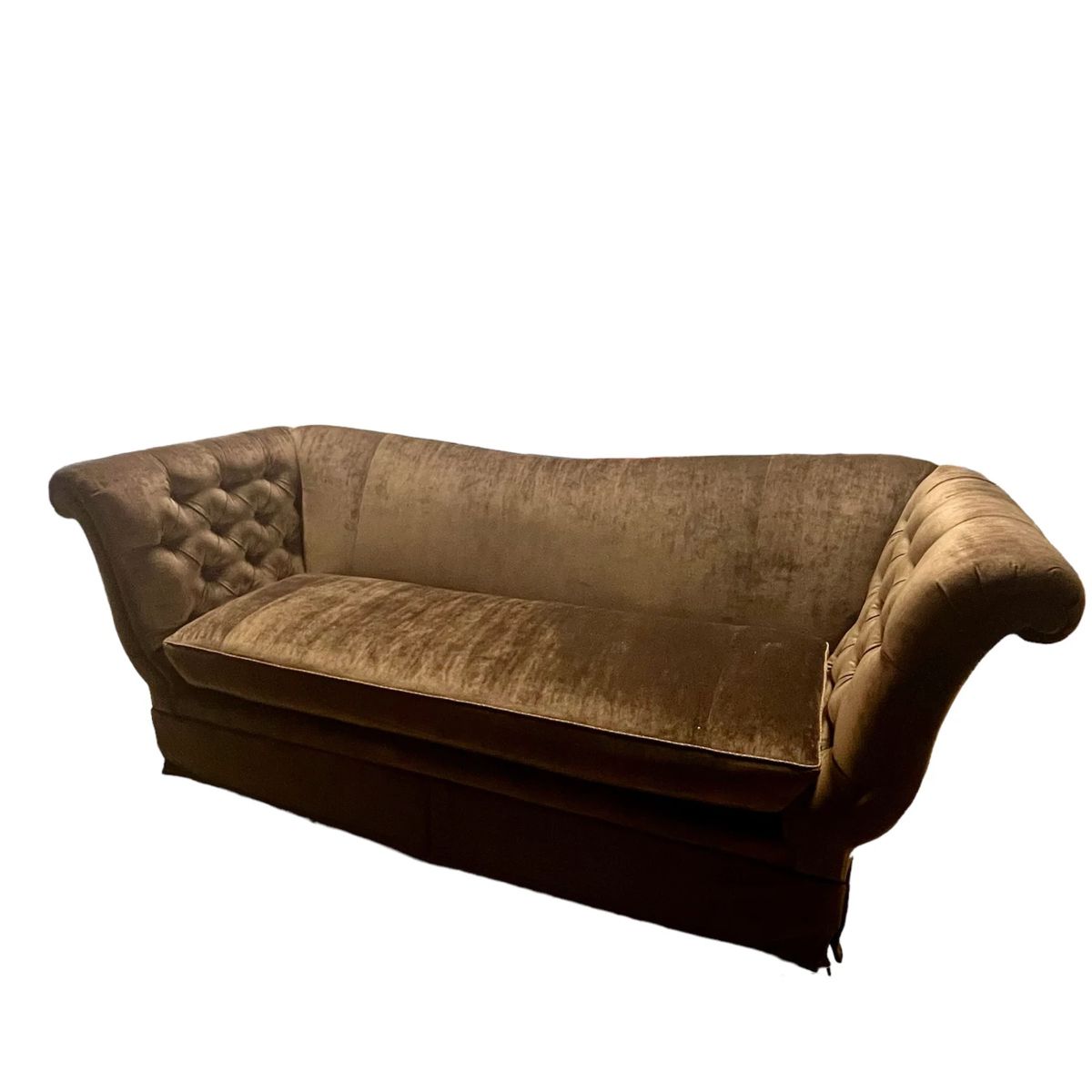 Geist Estate with High End Furniture, Furs,... starts on 1/19/2024