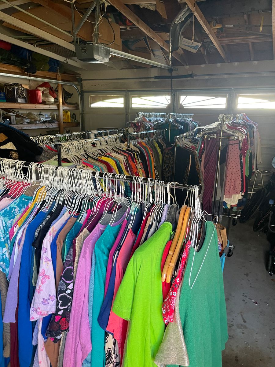 Clothes & Jewelry One Day Only in Ventura, CA starts on 1/10/2024