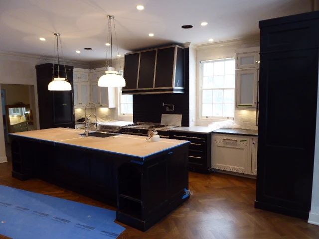 Lake Forest de Giulio Kitchen Cabinets with... starts on 1/13/2024