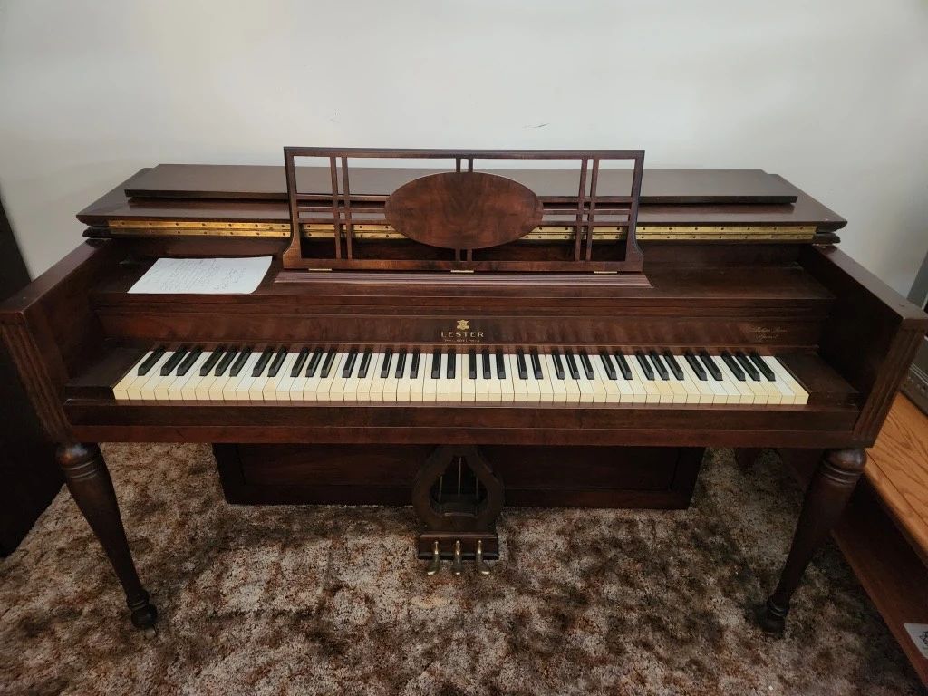 Floydene Mitchell Trust Auction Antique &... starts on 1/12/2024