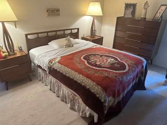 MARC'S UNIQUE ANTIQUES ESTATE SALE in Little Neck, NY starts on 2/15/2024