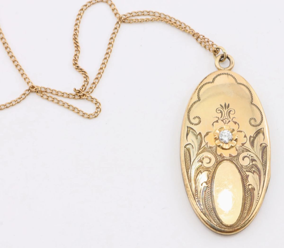 Estate Jewelry Collection Auction in Kansas City, MO starts on 1/12/2024