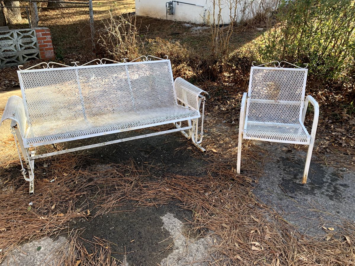 Cleaning out Granny's House in Atlanta, GA starts on 1/19/2024