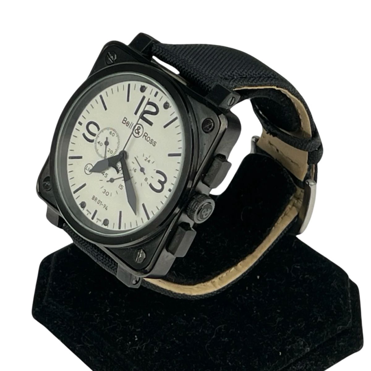 Chicago Antiaues, Collectibles & Jewelry... starts on 1/17/2024