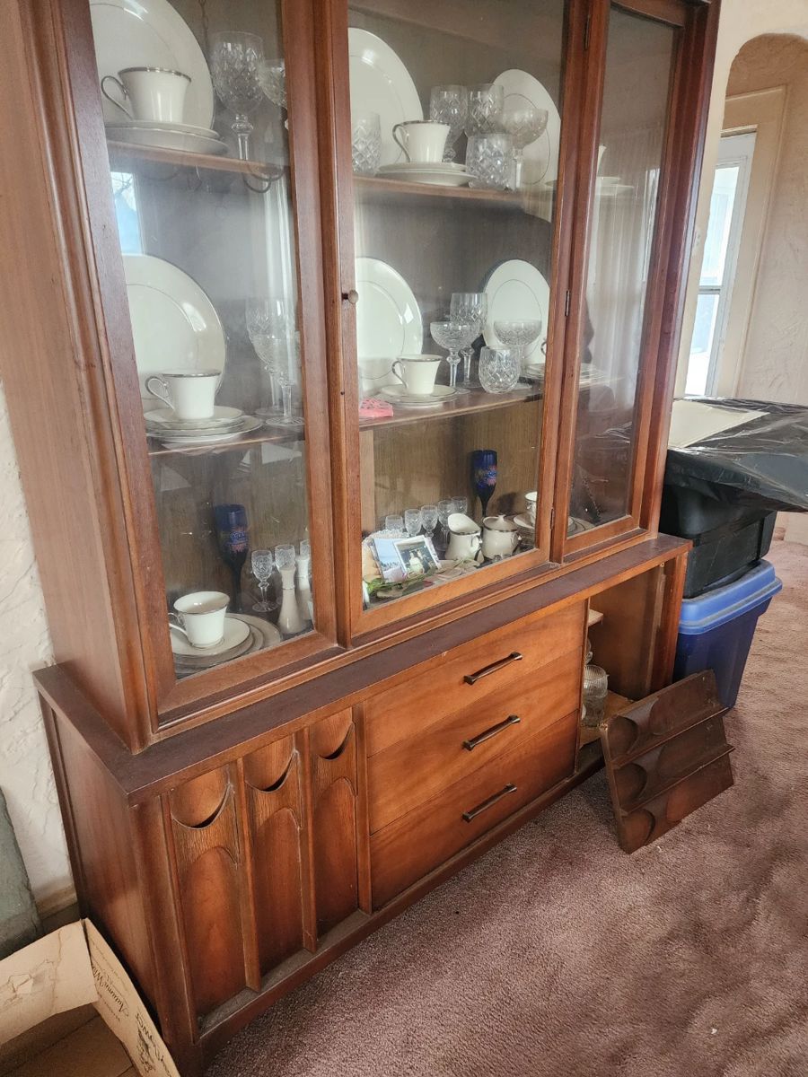 Belmar Estate Sale ~ MCM, Vintage Toys, Vintage... starts on 2/18/2024