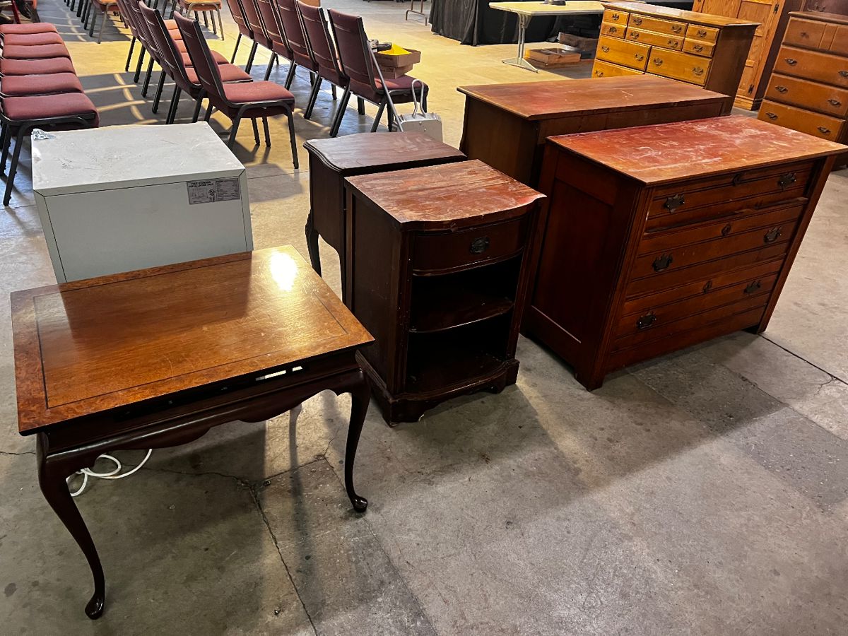 Monday Auctions Richmond Auction Center Mostly... starts on 1/22/2024