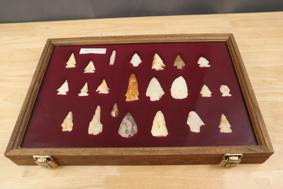 Lifetime Collection of Native American Artifacts... starts on 1/30/2024