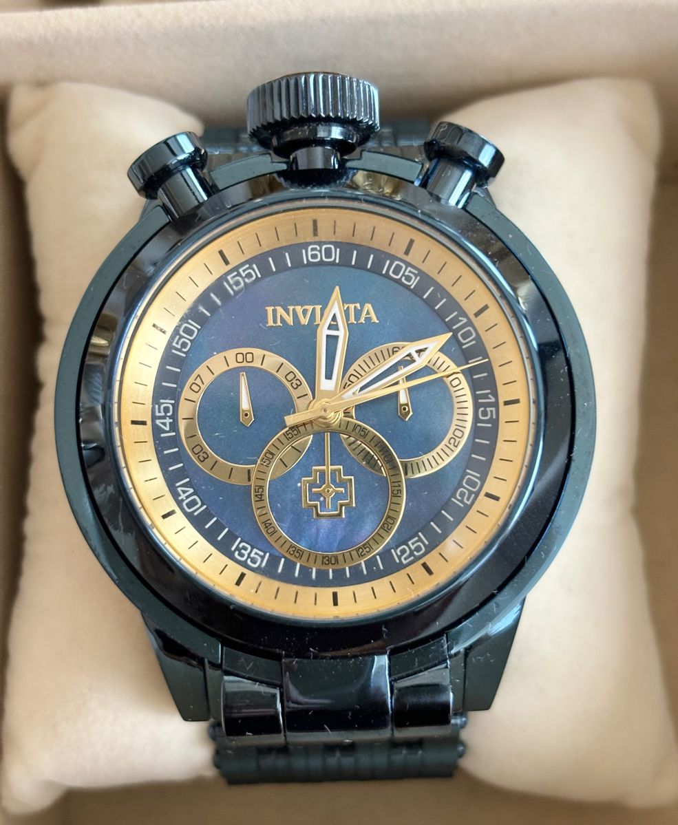 Valentine Jewelry NIB-Sports Collectibles-Invictus... starts on 2/11/2024