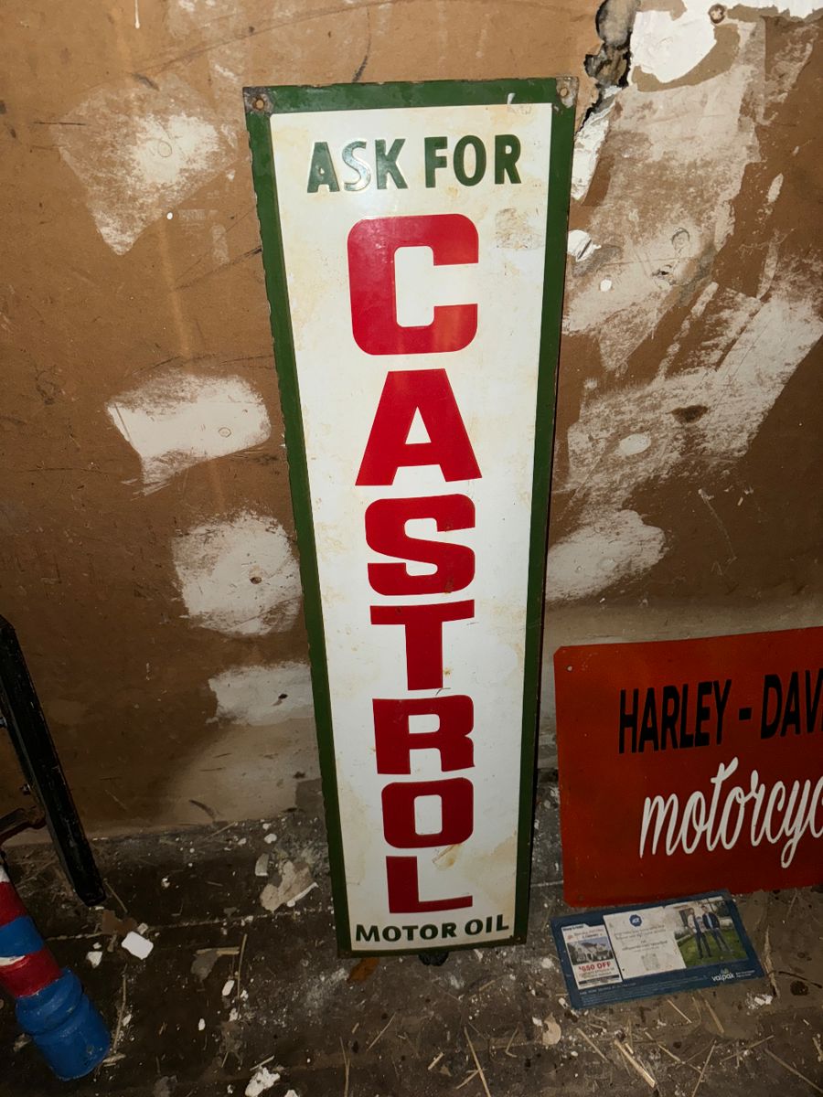 Warren nj collector picker gas and oil signs... starts on 2/2/2024