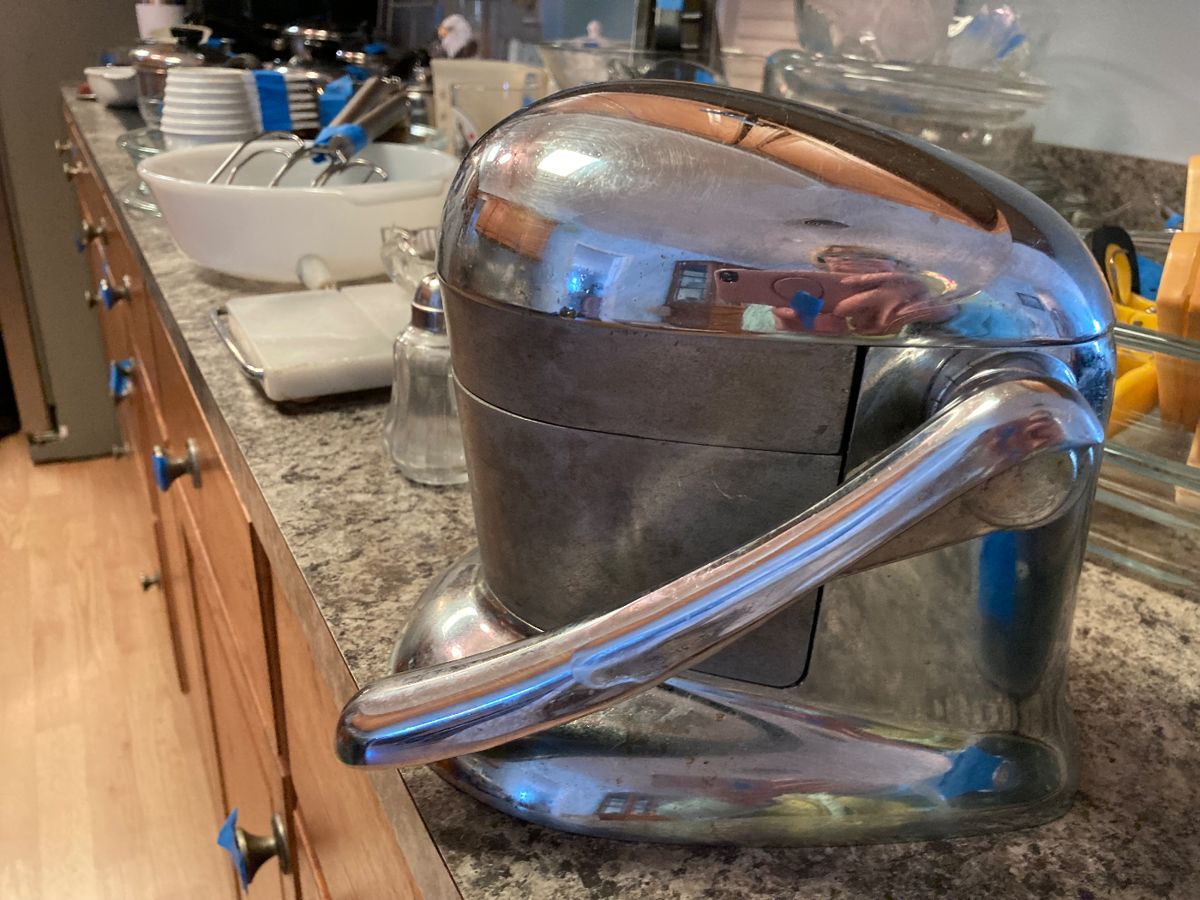 Part 2of 3. VINTAGE OVERLOAD. Tons of stuff.... starts on 2/1/2024