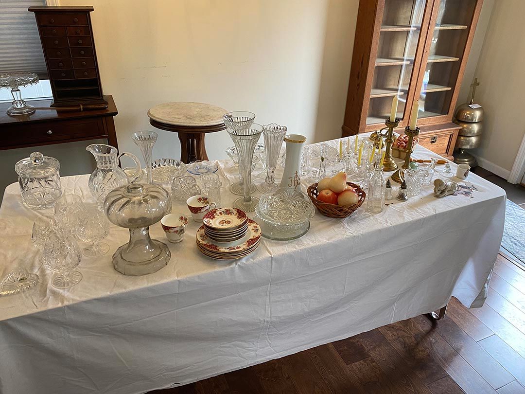 KAREN'S GANG ESTATE SALE in Wheaton, IL starts on 2/9/2024