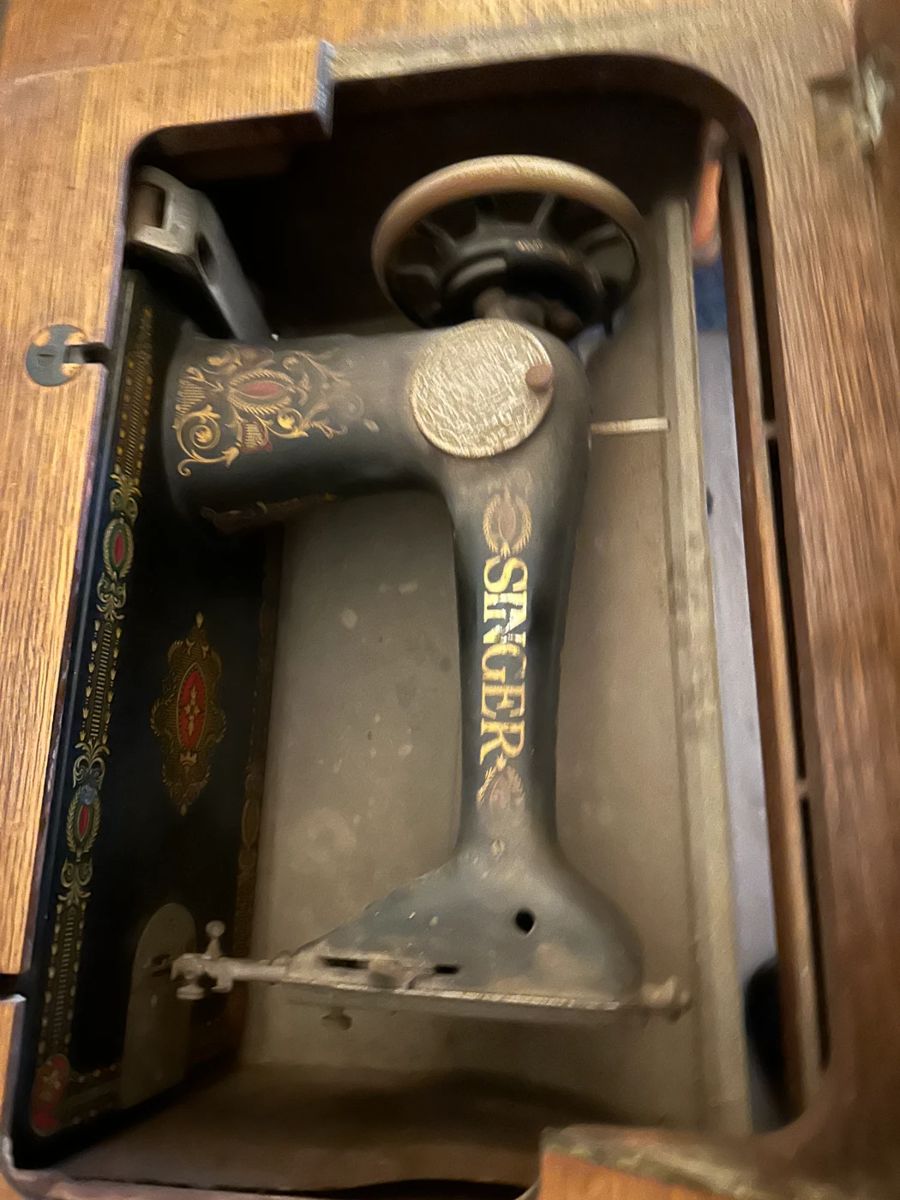 DOVER: Hot tub, vintage cameras & records,... starts on 2/9/2024