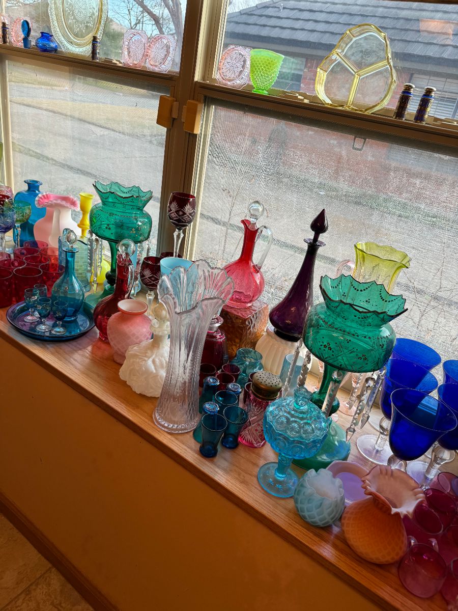 HALF-OFF Sunday @ ornate Oak Bluff in North... starts on 2/15/2024