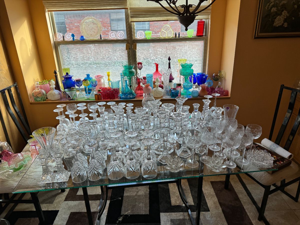 HALF-OFF Sunday @ ornate Oak Bluff in North... starts on 2/15/2024