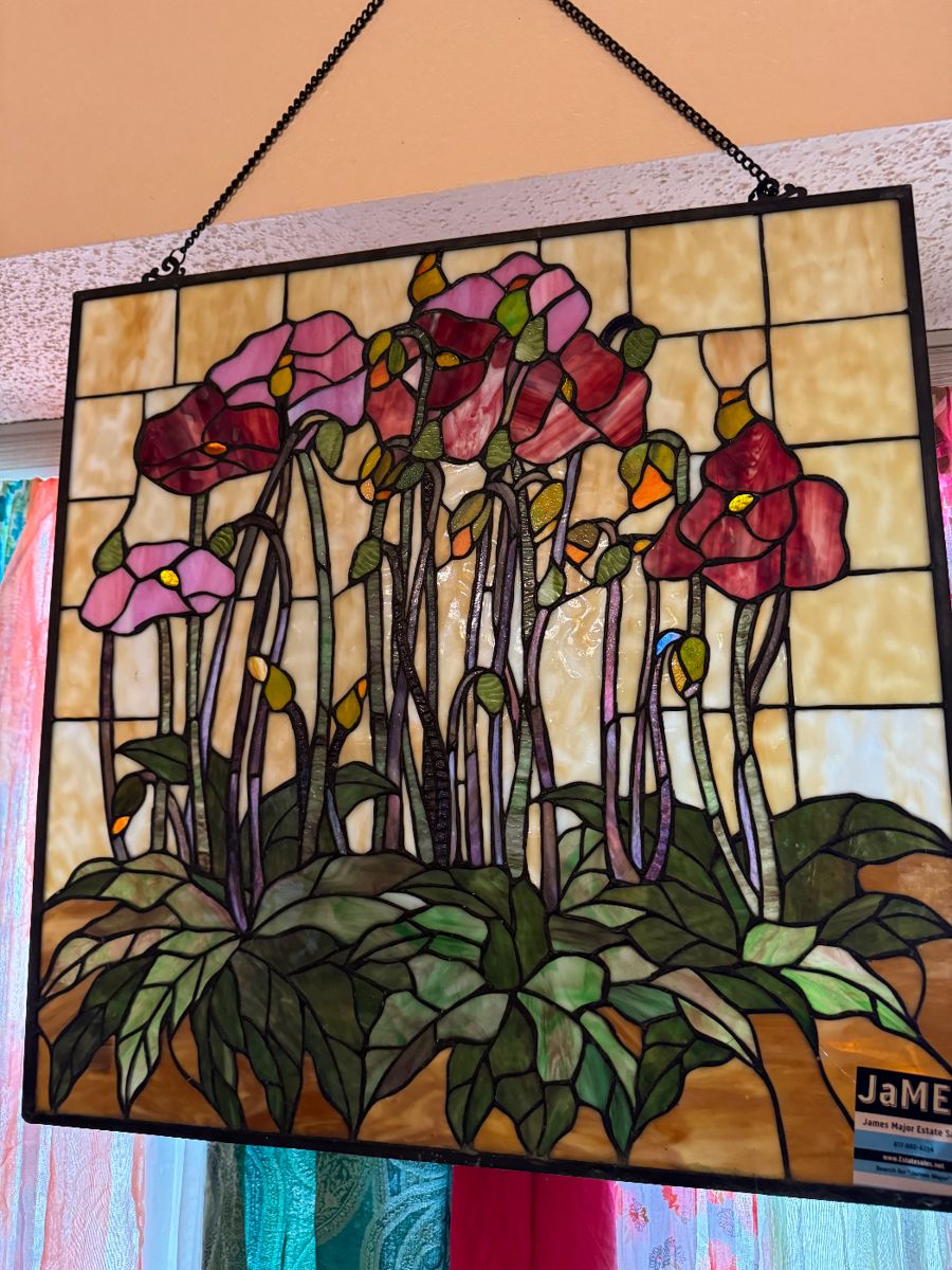 HALF-OFF Sunday @ ornate Oak Bluff in North... starts on 2/15/2024