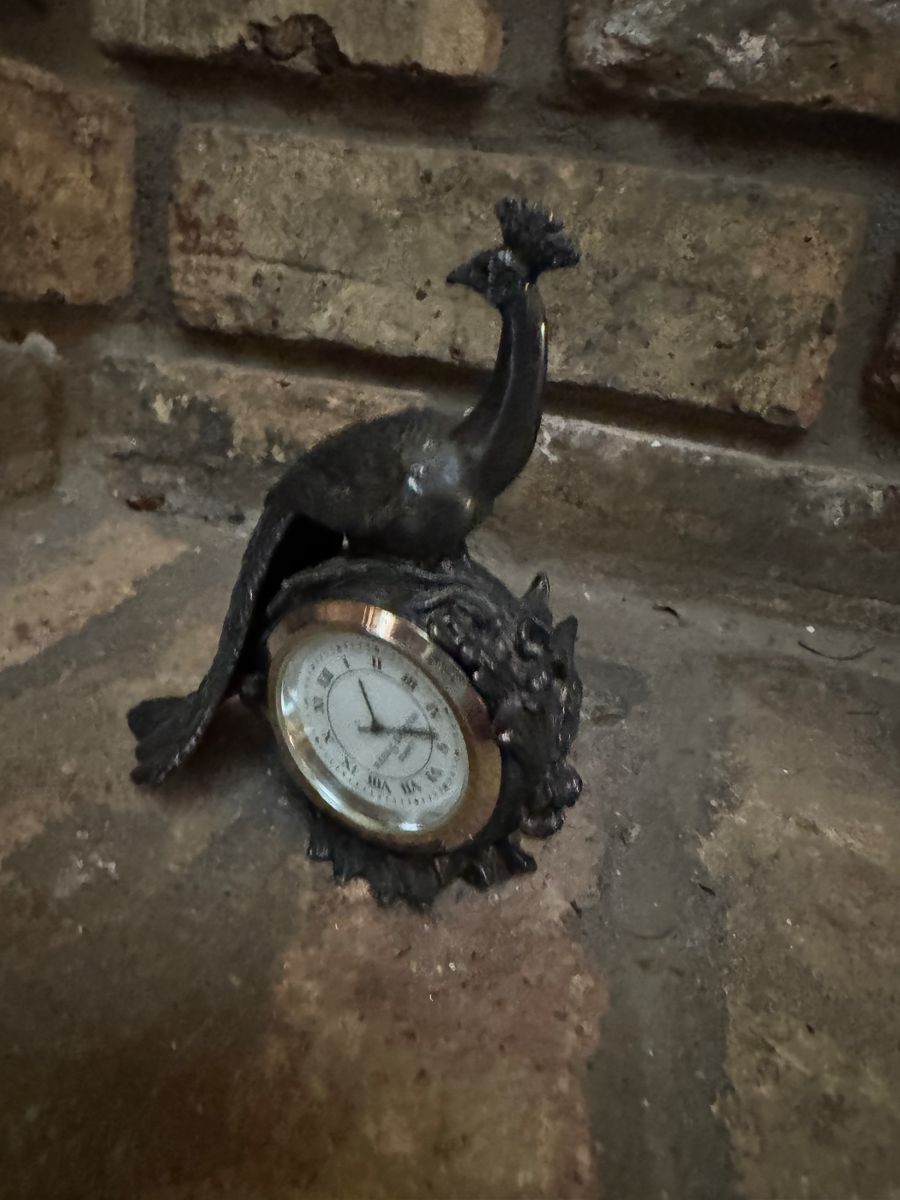 HALF-OFF Sunday @ ornate Oak Bluff in North... starts on 2/15/2024