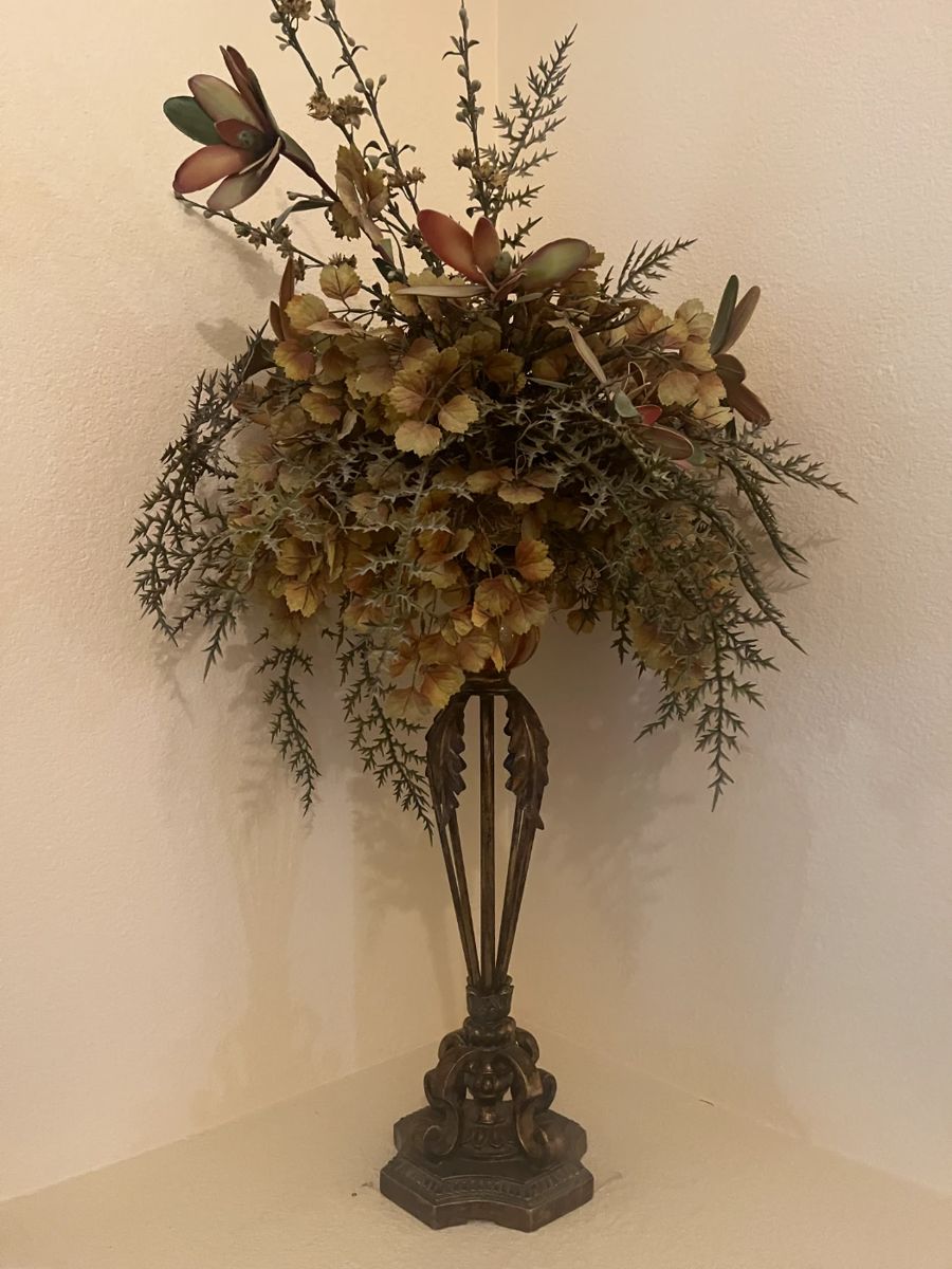 DARLING AND DAINTY in Las Vegas, NV starts on 2/9/2024