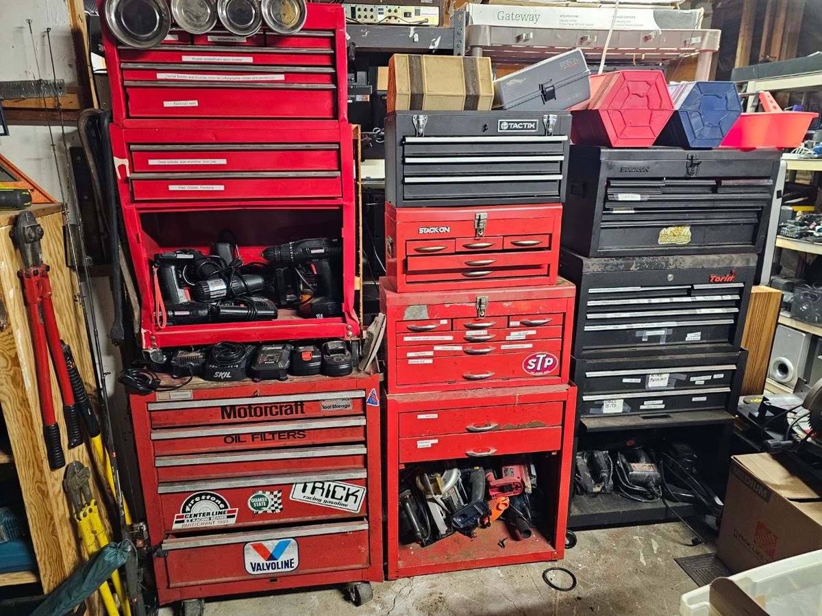 DEALS SUNDAY! Tools & Tech Sale in Sacramento, CA starts on 2/17/2024
