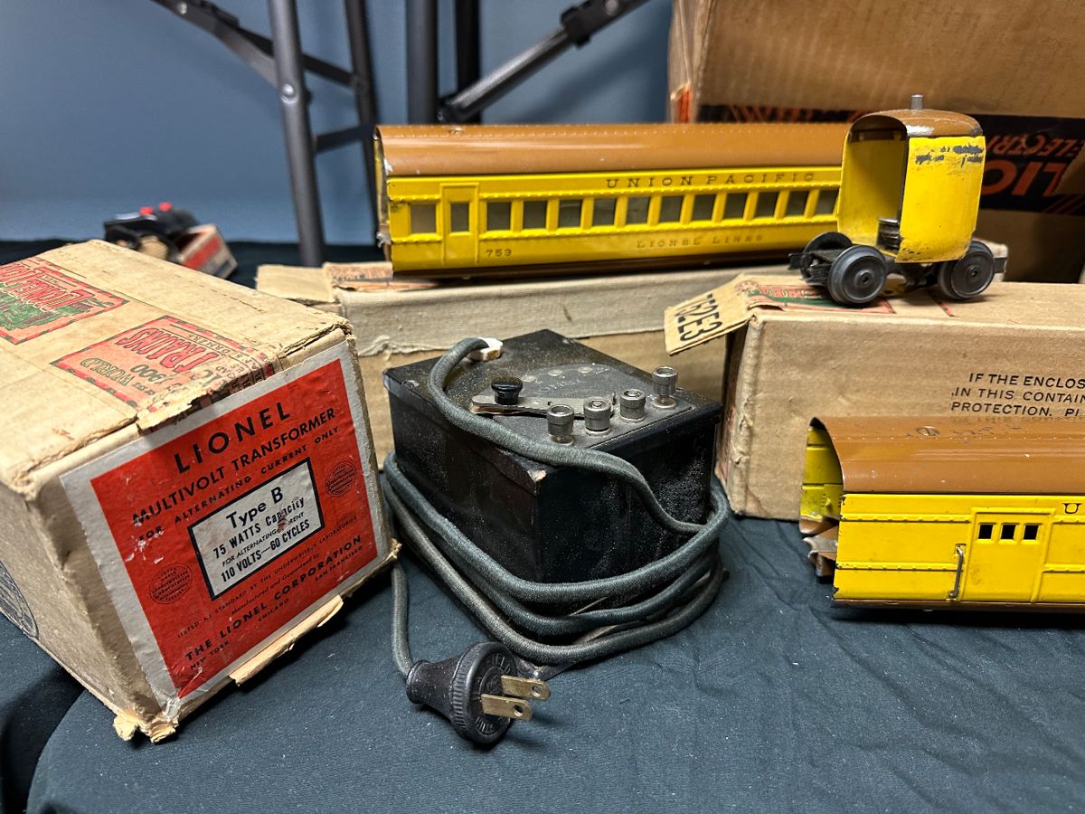 Lionel Train Collection in Floresville, TX starts on 2/16/2024