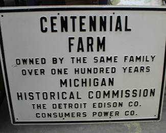 COLLECTIBLES AND ANTIQUES--TOYS-JEWELRY-SPORTS... starts on 2/23/2024