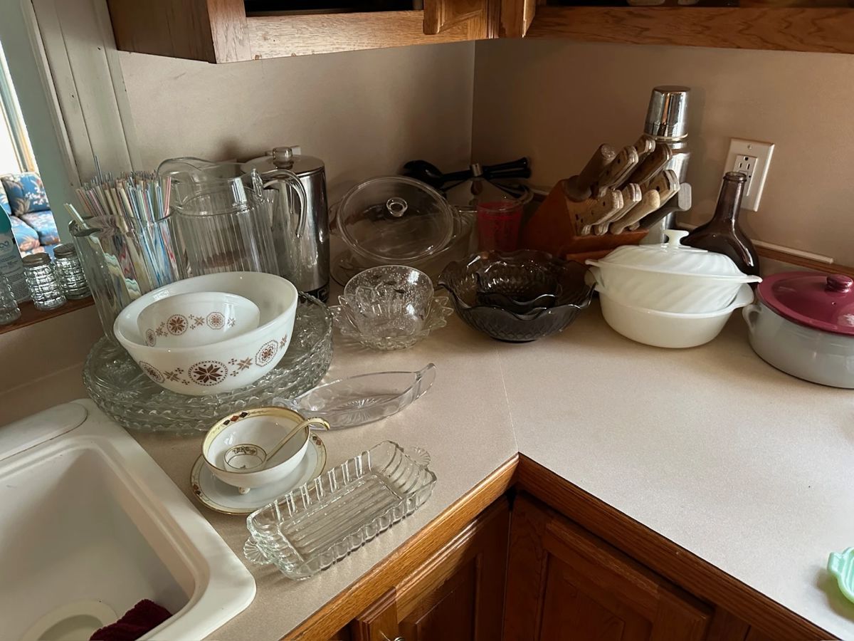 Triple-Day Estate Finds in Louisville starts on 4/19/2024