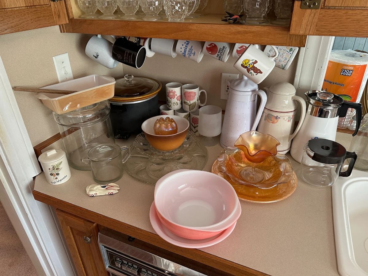 Triple-Day Estate Finds in Louisville starts on 4/19/2024