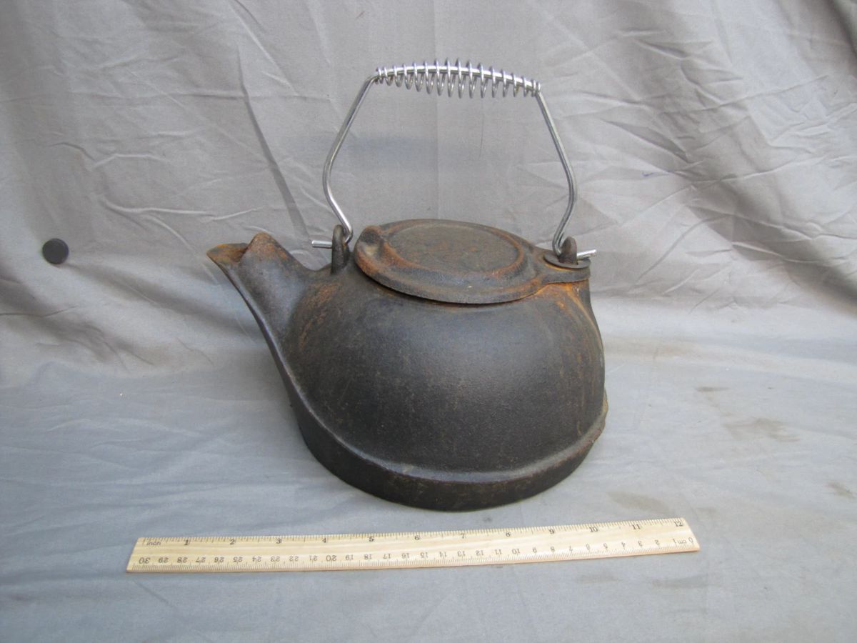 Auction Monkey Pickers Finds Auction starts on 2/27/2024