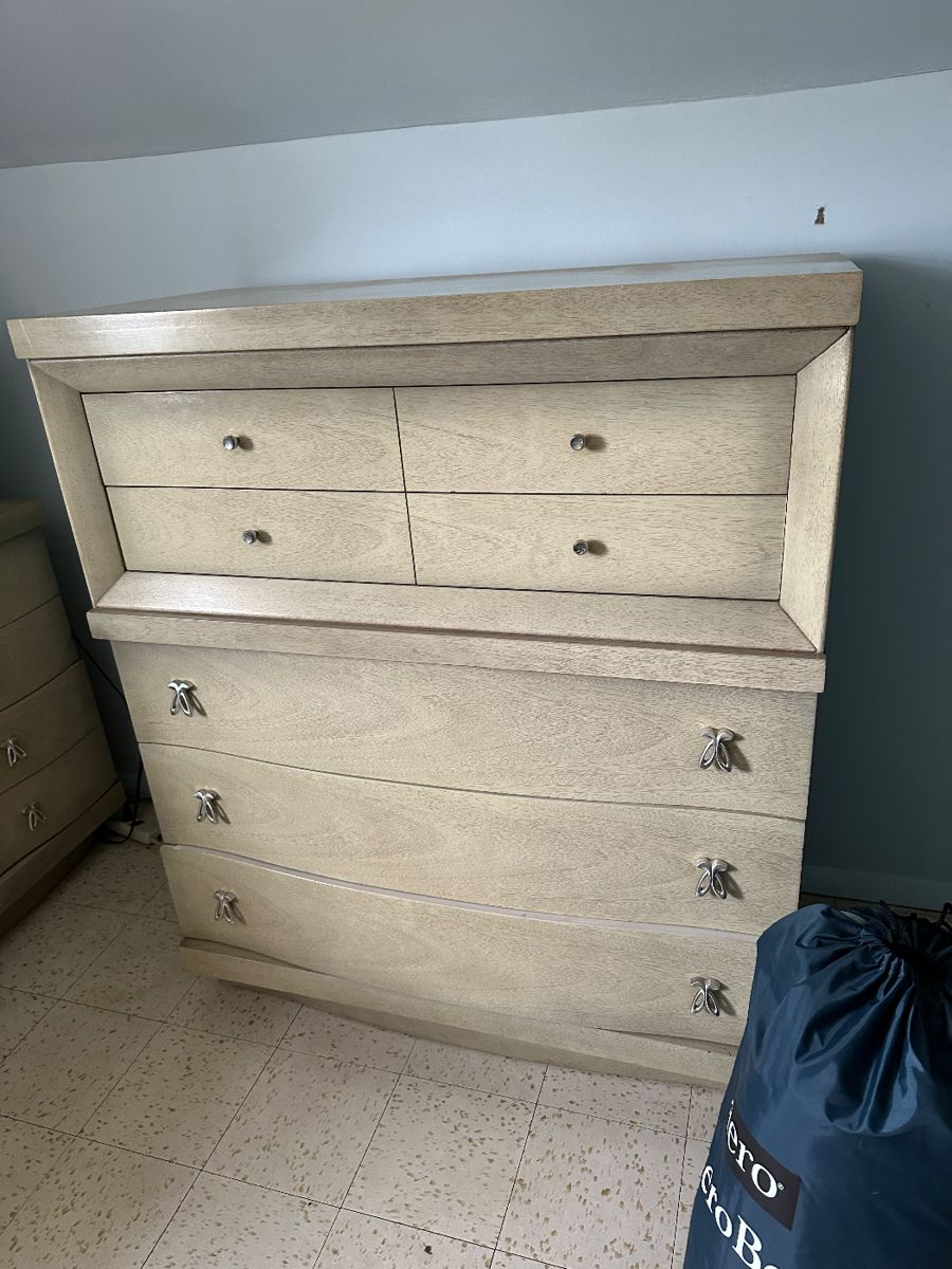 EVERYTHING MUST GO IN CLIFFWOOD BEACH / KEYPORT... starts on 3/15/2024