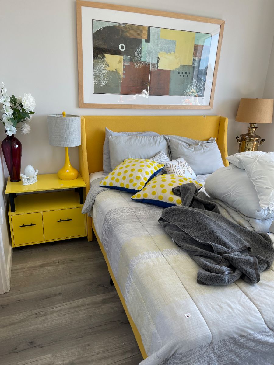 50% off! Sun 11-2pm Blue Waters Huge Contemporary... starts on 3/8/2024