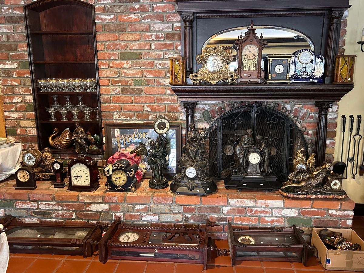 Los Alamitos Estate Antiques, Clocks, Coins,... starts on 3/1/2024