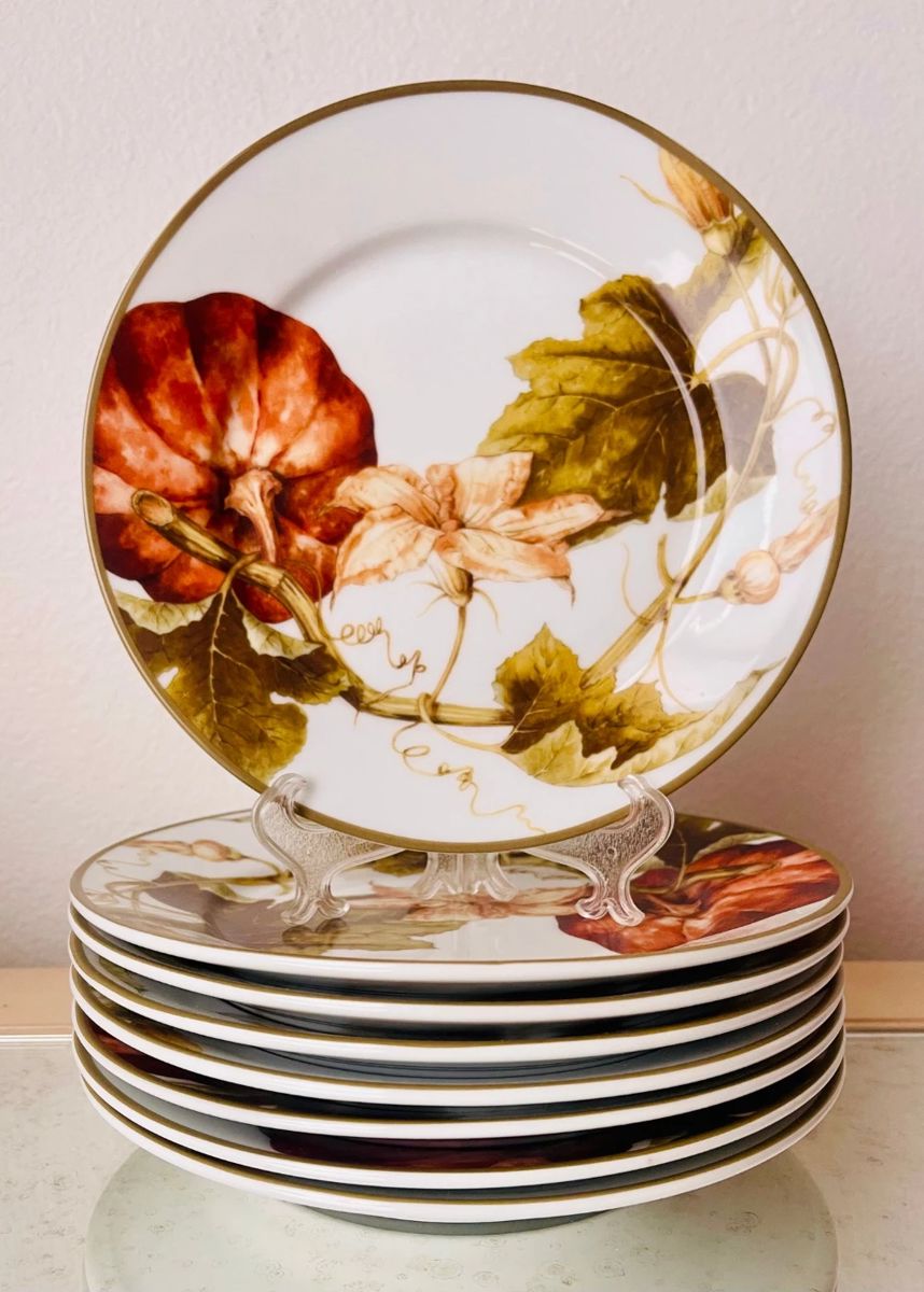 Le Creuset, KitchenAid, Lenox, Williams Sonoma,... starts on 2/25/2024