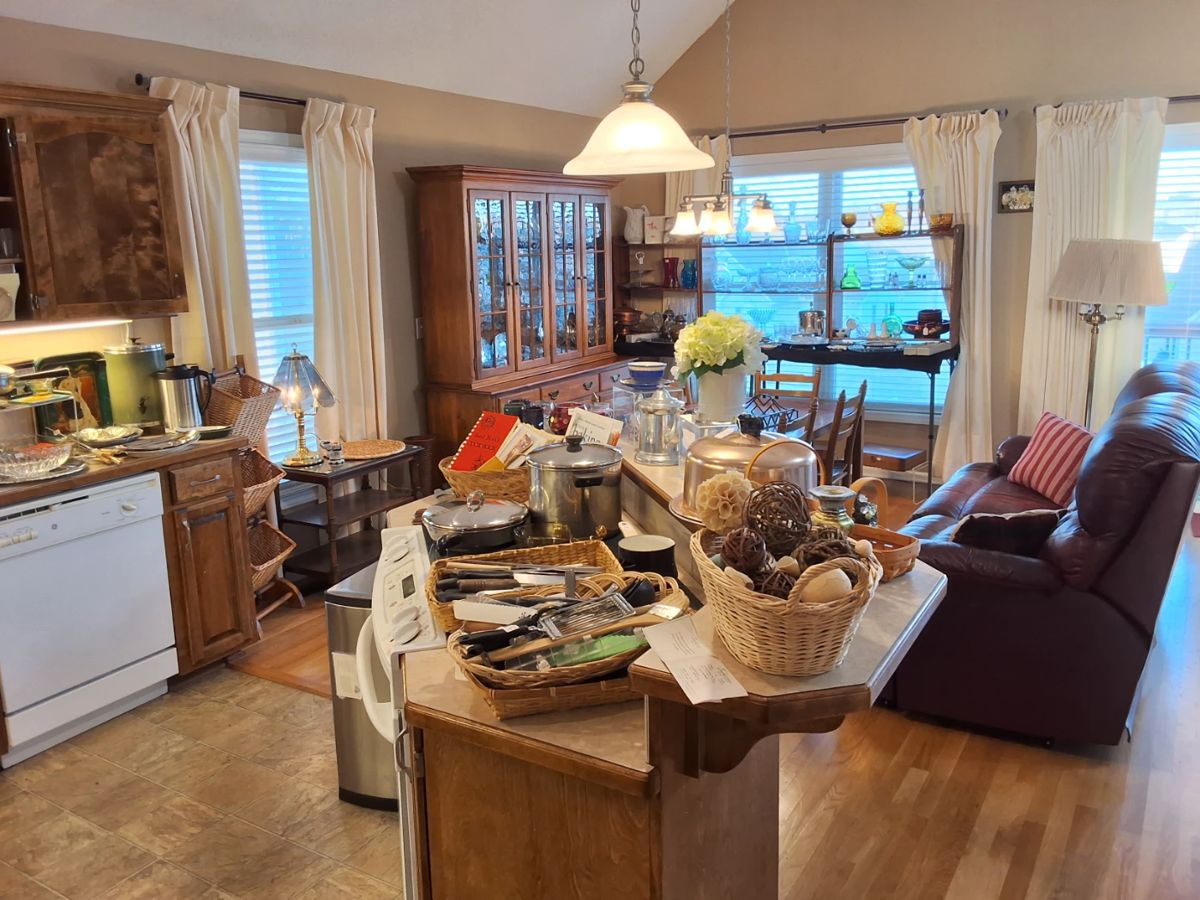 Beautiful Benson Place KC Northland Estate... starts on 2/29/2024