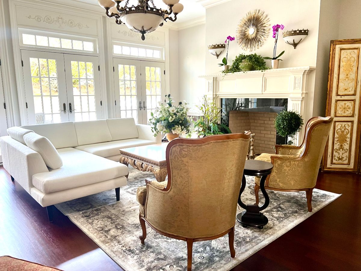 Rumson Moving Sale by Attic to the Basement starts on 3/30/2024