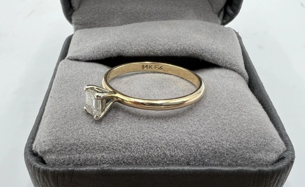 Emerald Park Online Estate Auction in Springfield, MO starts on 2/29/2024