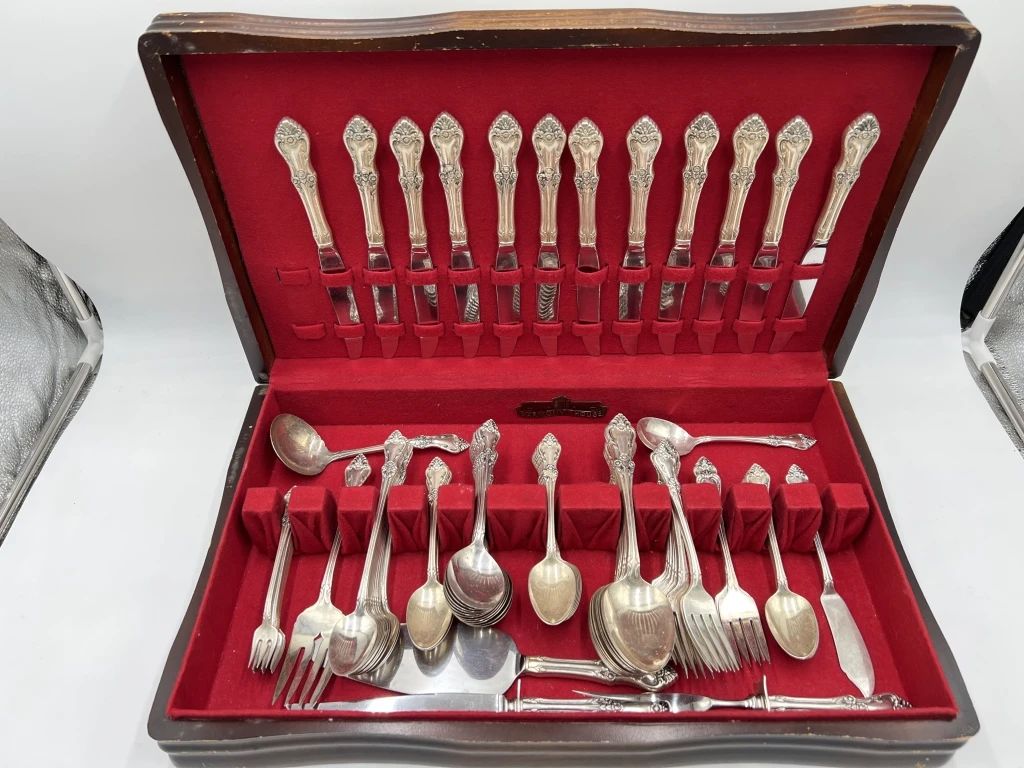 Emerald Park Online Estate Auction in Springfield, MO starts on 2/29/2024