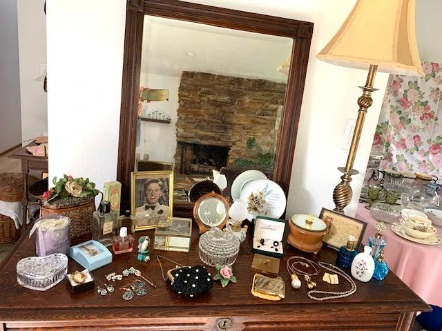 Pop-Up Vintage/MCM Easter - Spring Decor,... starts on 3/9/2024