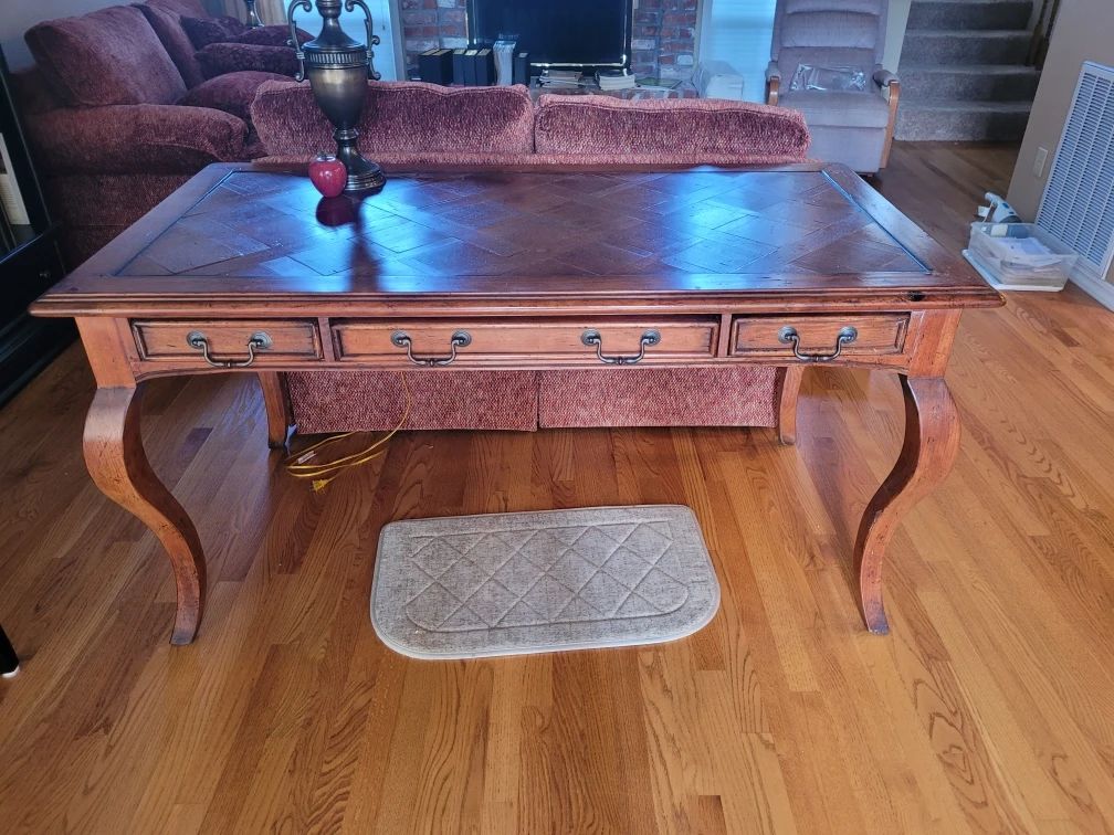 Roseville Estate Sale Ethan Allen silver... starts on 3/15/2024