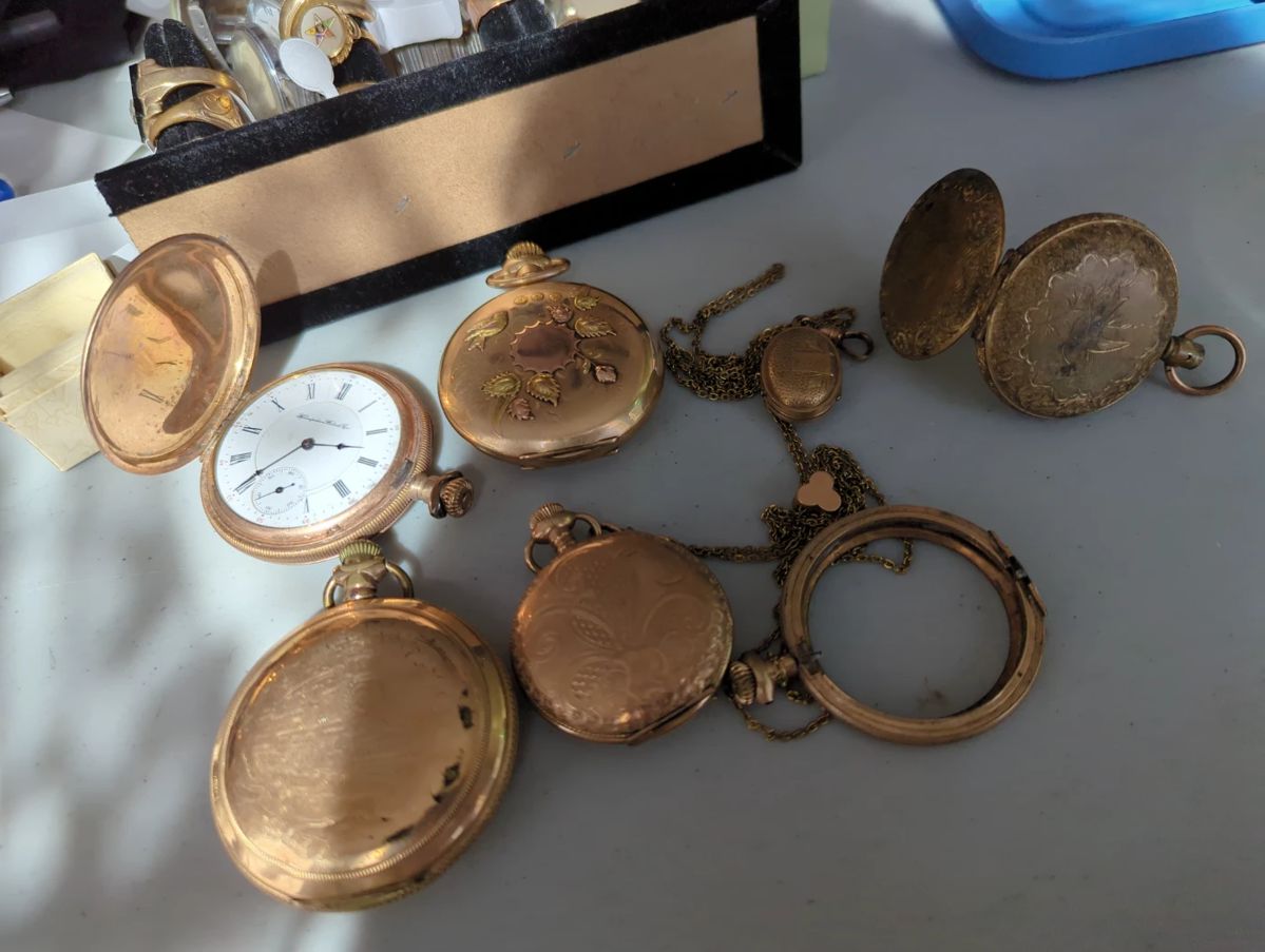 TISHMA SALE. Generator, Snoblower, xl Grandf.... starts on 4/5/2024