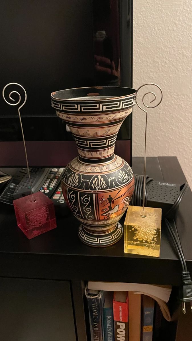 Flash Estate Sale - 1 Day Only – Decanters,... starts on 3/16/2024