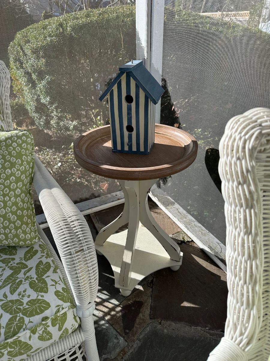 Beautiful Overflowing Ho Ho Kus House! Contents... starts on 3/14/2024