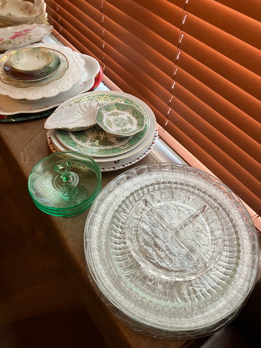 Eatate Sale in Colorado Springs, CO starts on 3/22/2024