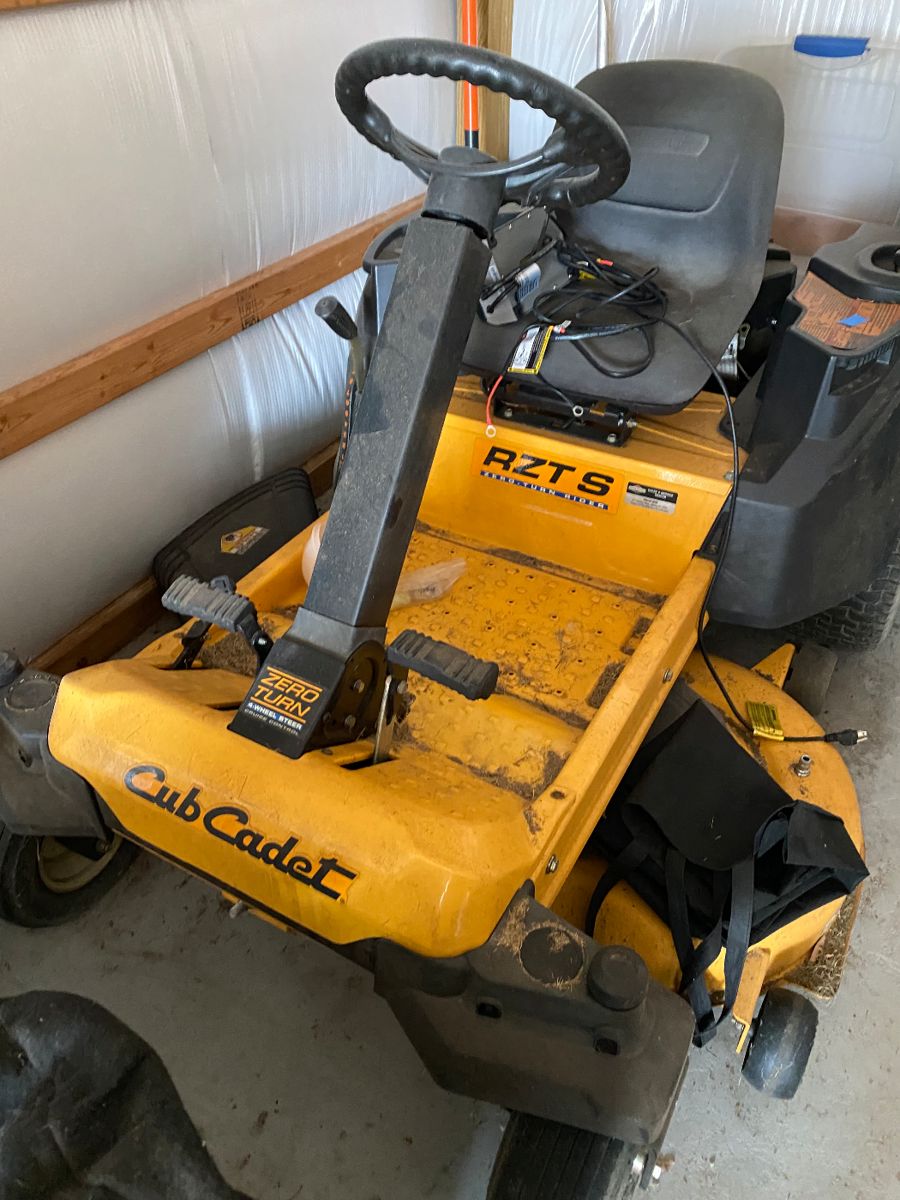 MCM AND BLOW MOLDS PLUS MORE, MORE, MORE!!!! starts on 3/21/2024