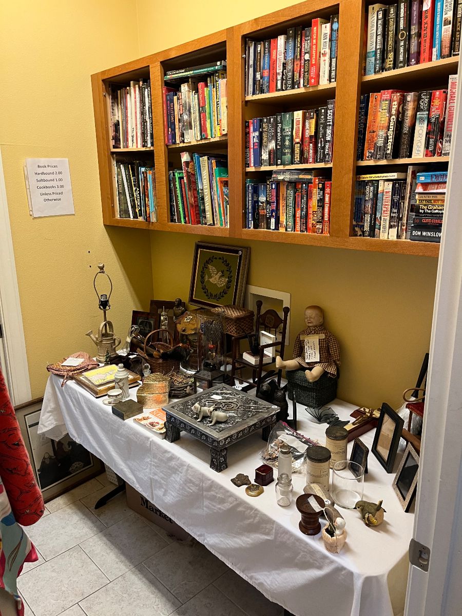 Incredible Second Hand Rose Estate And Moving... starts on 4/4/2024