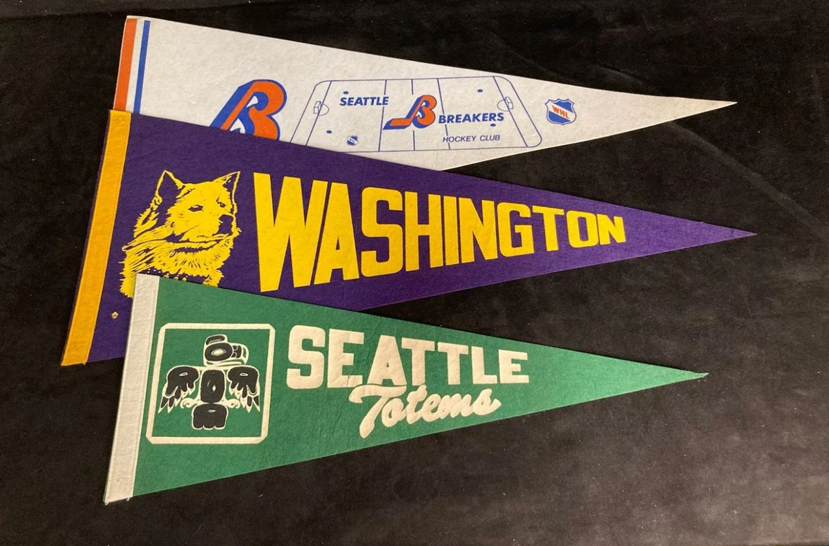 Vintage Electronics, Sports Pennants, Jewelry... starts on 3/18/2024