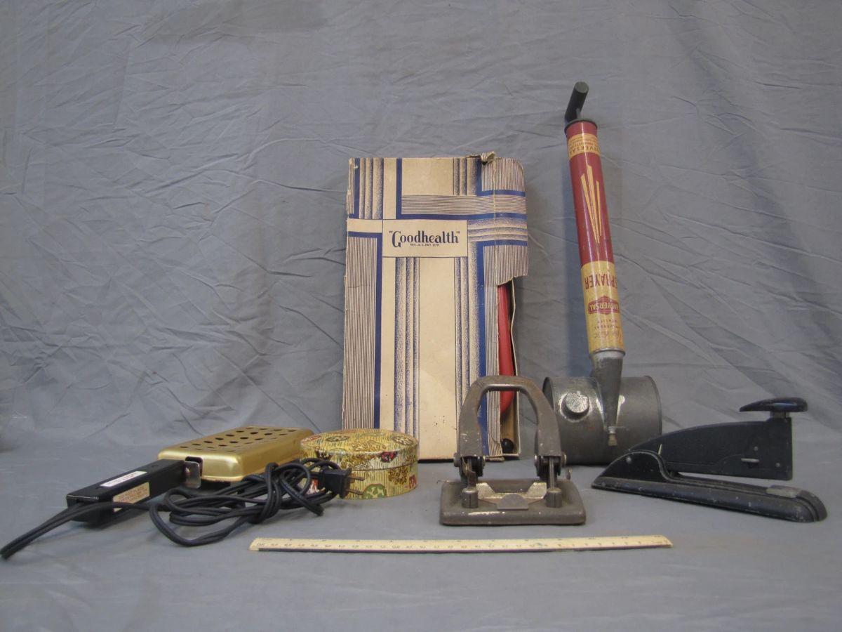 Auction Monkey Attic Finds Auction in California, MD starts on 3/20/2024