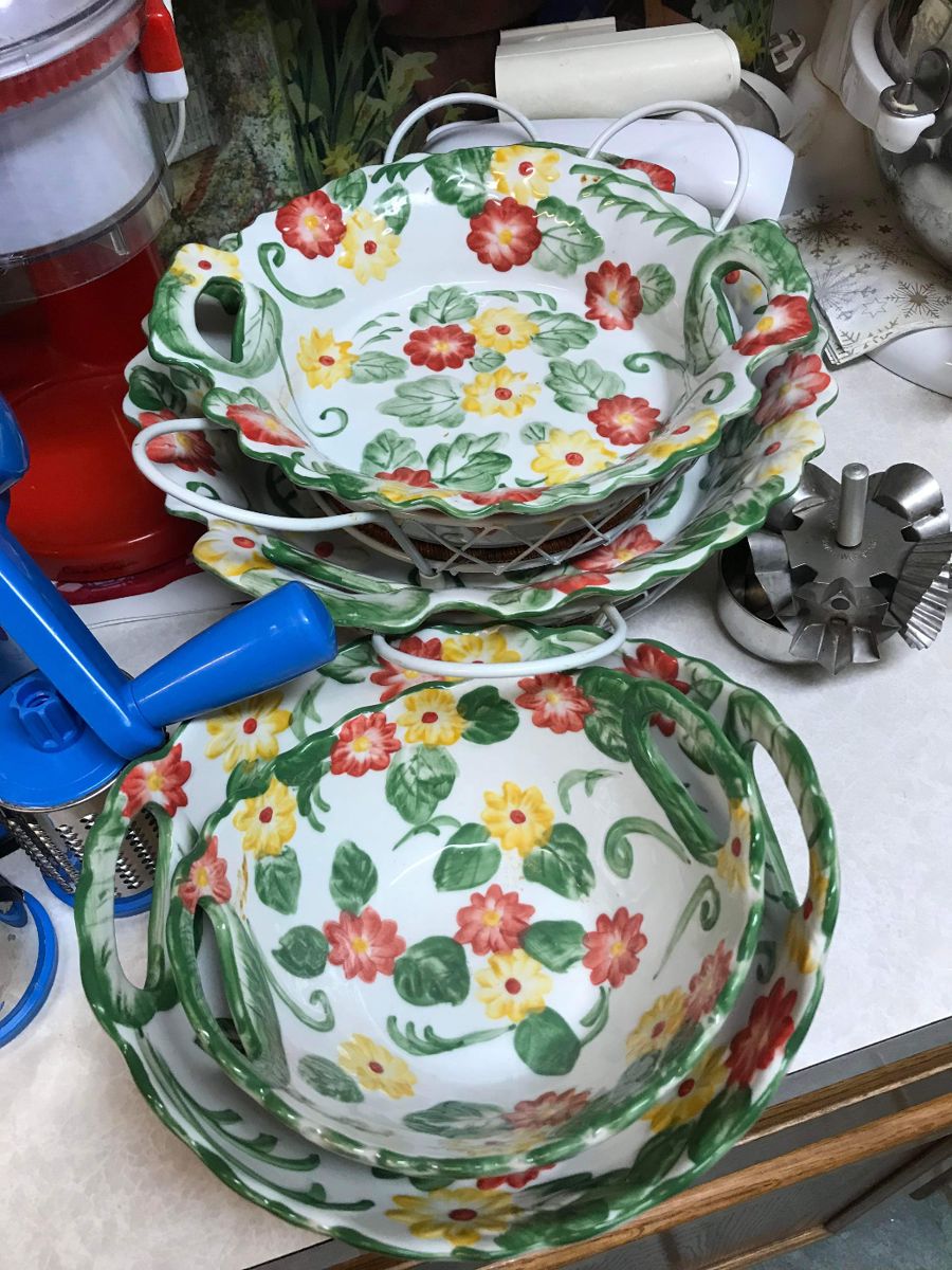 Stained Glass Lamps, Temptations Cookware,... starts on 3/29/2024