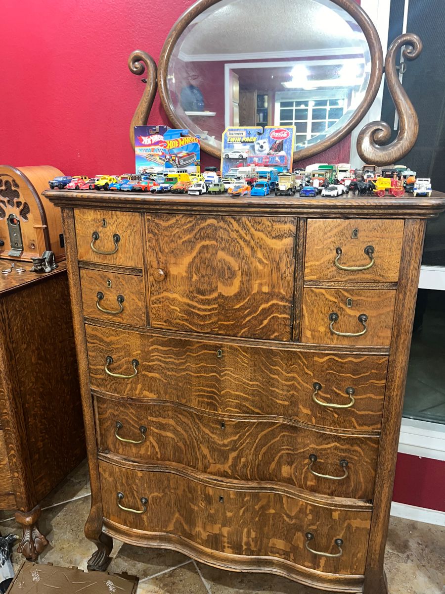 50%%% off SATURDAY! Hot Diggity! Cool, unusual... starts on 3/29/2024